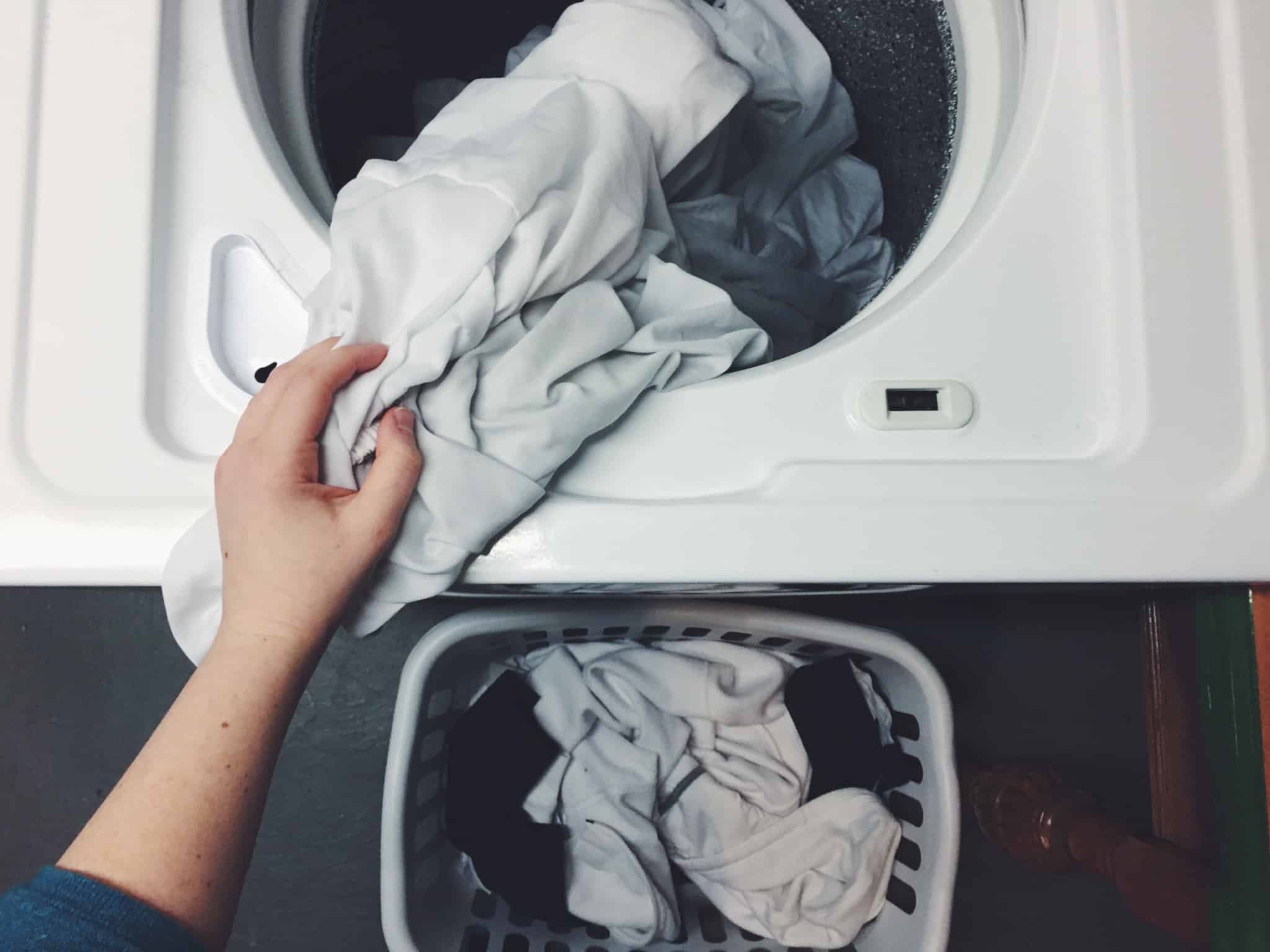 6 dicas para lavar a roupa de forma mais sustentável
